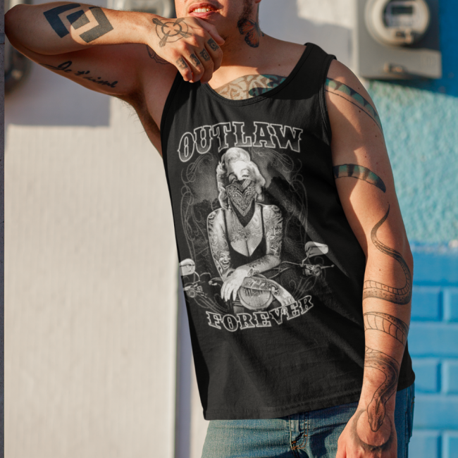 HIHATON PAITA MUSTA - OUTLAW BIKE POSE (770)